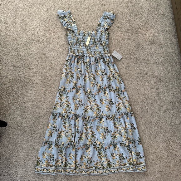 Max Studio | Dresses | Last Day Nwt Max Studio Blue Floral Smocked ...